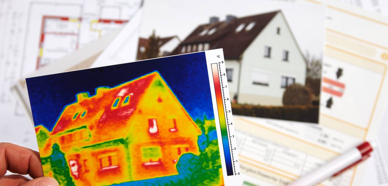 Energieausweis: Definition, Arten und was Hausbesitzer unbedingt wissen ...